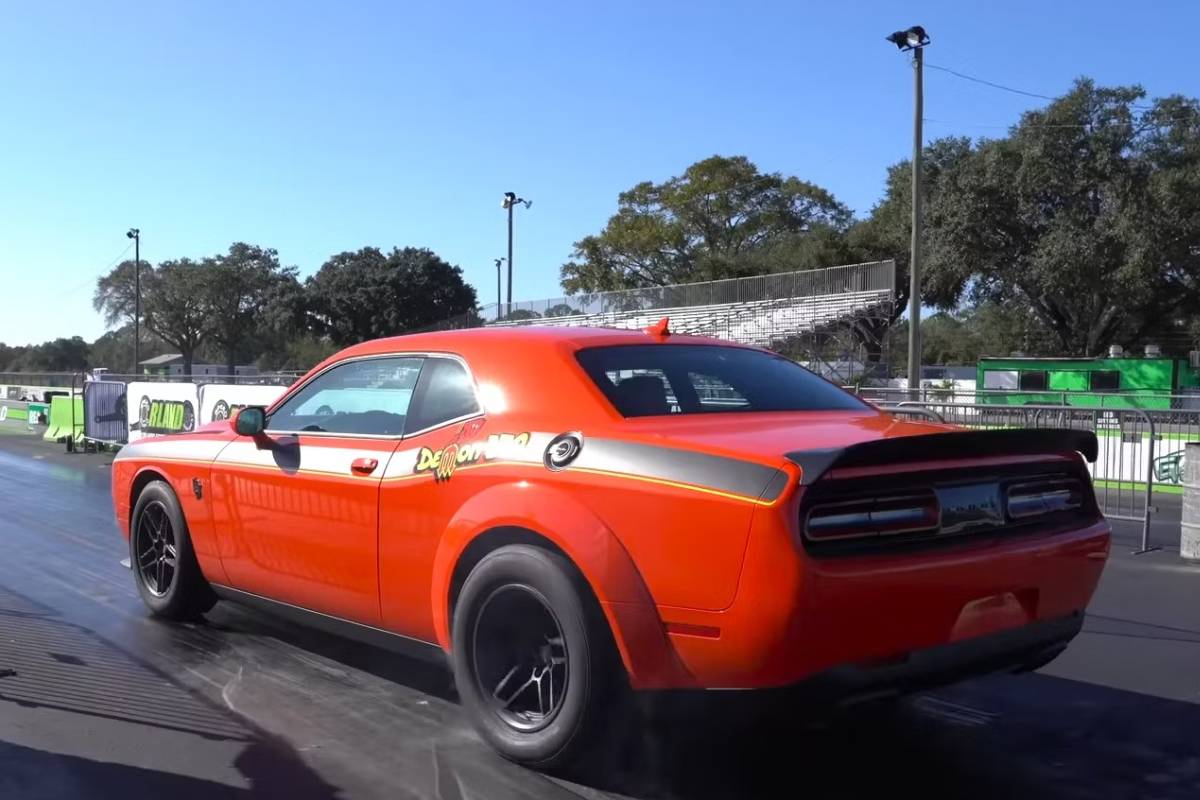 StriveME - فيديو: دودج تشالنجر ديمون اس ار تي 170 تخضع لاختبار الـ 400 كلم.. فهل تنجح؟